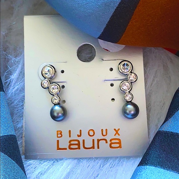 Laura | Jewelry | Laura Bijoux Pearl Earrings Silver Setting Nwt | Poshmark